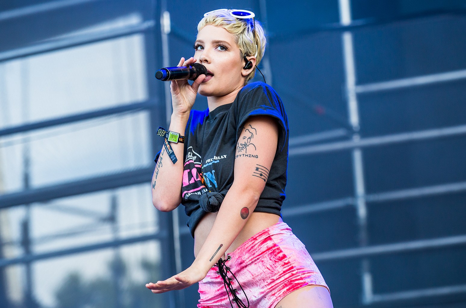 Halsey at Shoreline Amphitheatre | Metro Silicon Valley | Silicon ...