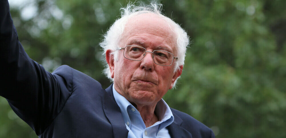 Bernie Sanders Speaks at California Theatre | Metro Silicon Valley ...